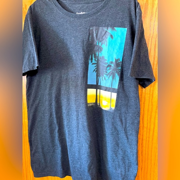 Goodfellow & Co | Shirts | Goodfellow Co Classic Fit Mens Tee M | Poshmark